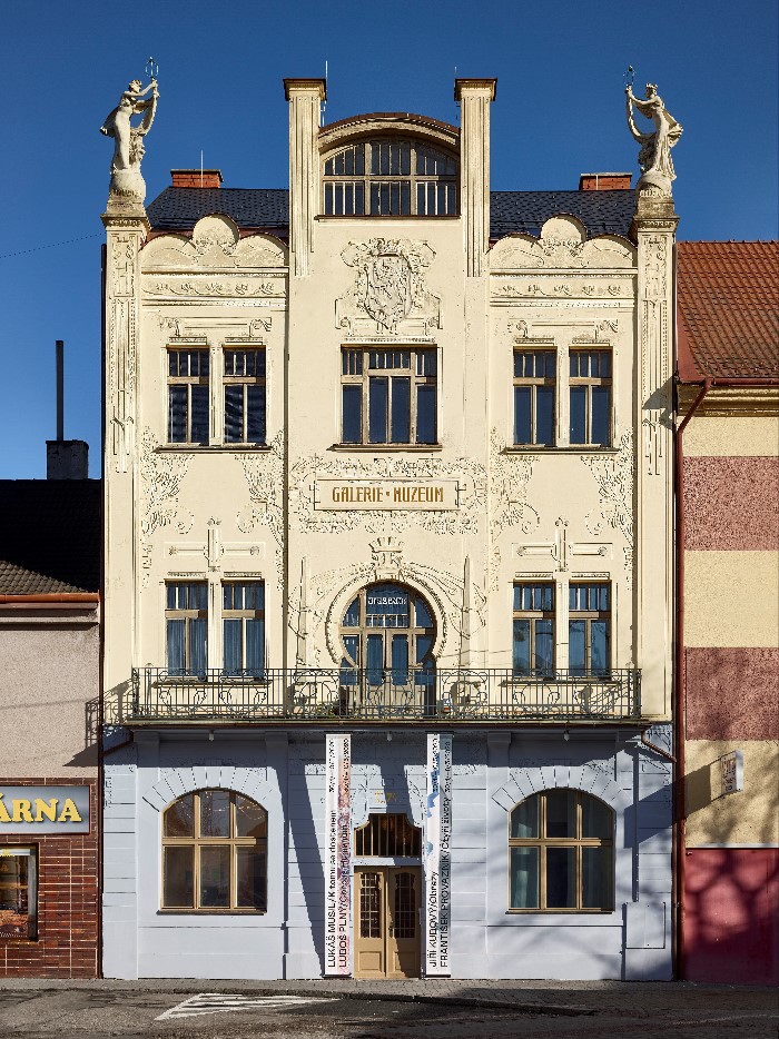 Decorative arts and design museums - ICOM CZECHIA -ICOM CZECHIA
